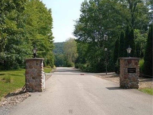 11 Maple Drive