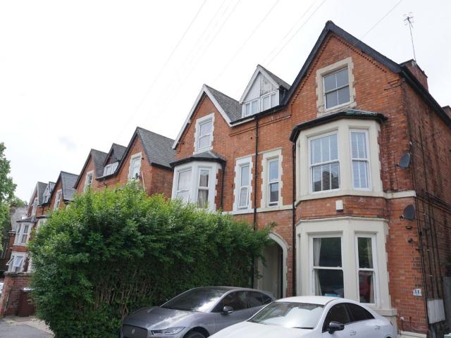 11 Mapperley Park Drive, Nottingham NG3, 2 bed flat to rent, £1,100 pcm | PrimeLocation