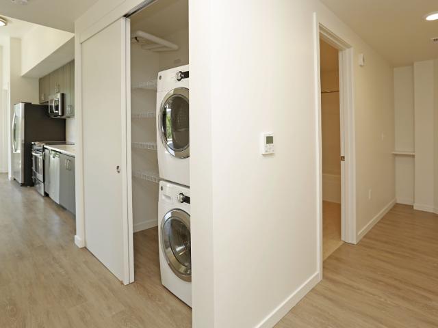 11 Marché Apartments 2 Bedroom Apartment for Rent at 1115 Sw Market St, Portland, OR 97201 Downtown Portland