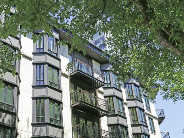 11 Marché Apartments Studio Apartment for Rent at 1115 Sw Market St, Portland, OR 97201 Downtown Portland