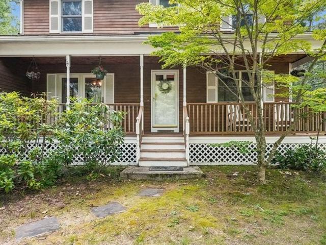 11 Marlboro Rd, Georgetown, MA 01833