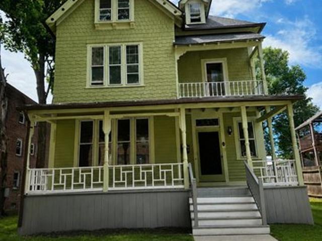 11 Marshall St, Hartford, CT 06105