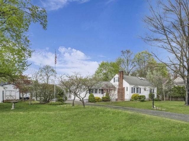 11 Meyer Pl, Pequannock, NJ 07444 | MLS #4021 | Compass
