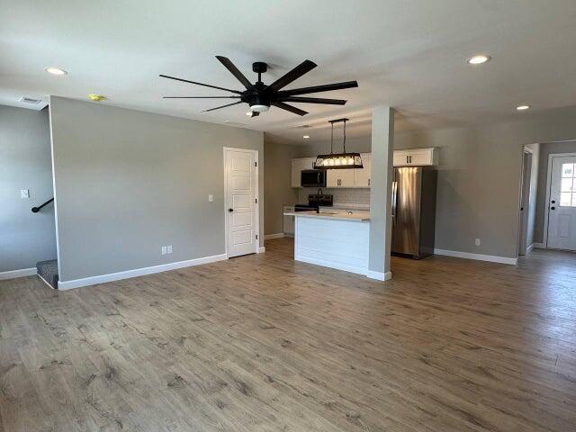11 Midland Meadows Drive