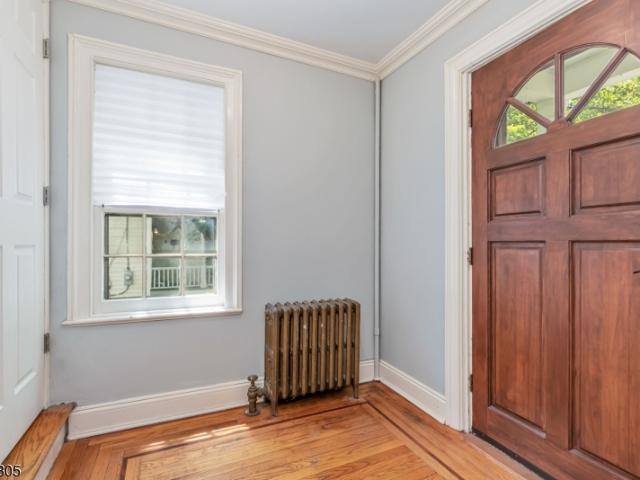 11 Milton Pl # 2
