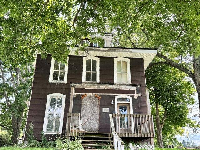 11 Miles St, Union City, PA 16438