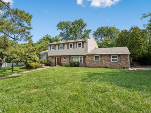 11 Morgan Rd, Parsippany Troy Hills Township, NJ 07054