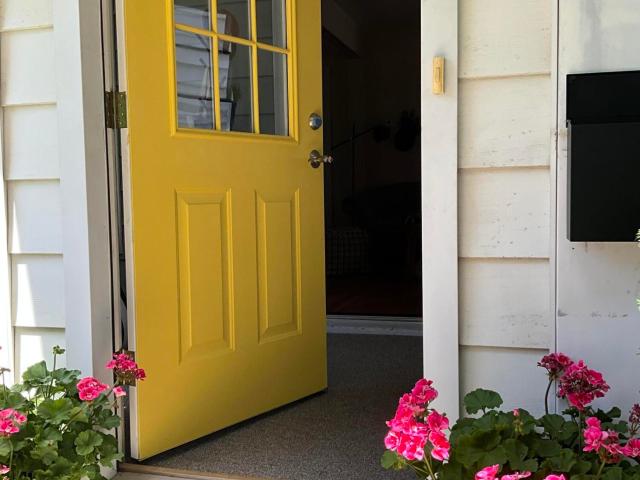 11 N Manheim Boulevard