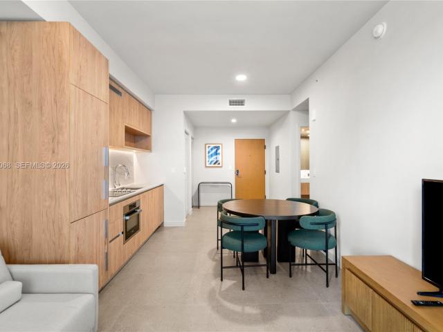 11 NE 6th St, Unit 2104, Miami, FL 33132 | MLS #A11975
