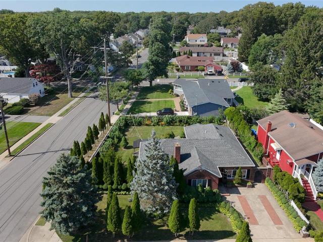 11 New York Avenue