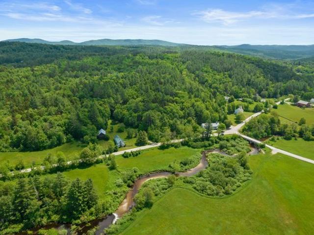 11 Old County Rd, Landgrove, VT 05148