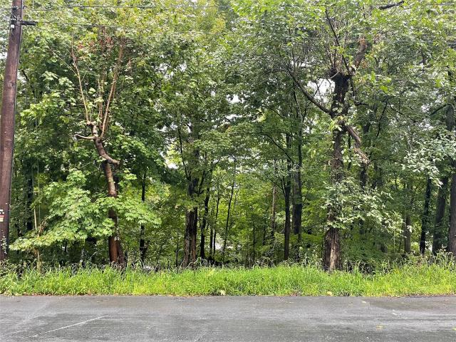 11 Olympus Rd, Woodbury, NY 10930 | MLS #847785