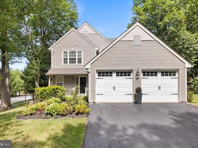 11 Osprey Ln, Downingtown, PA 19335