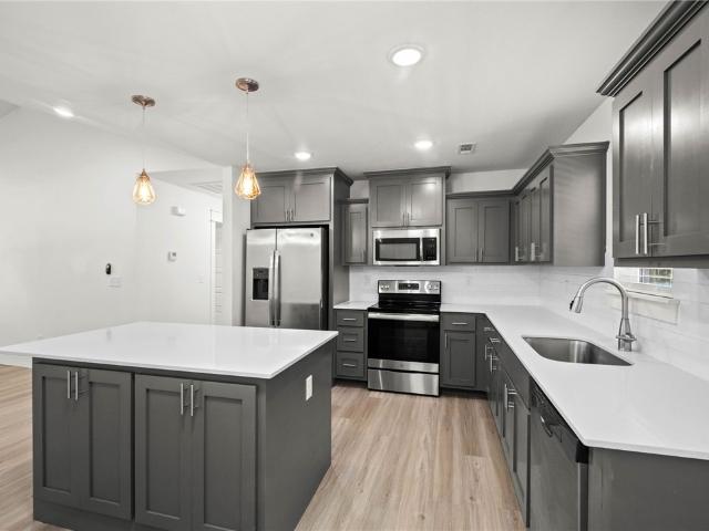 11 Orleton Lane