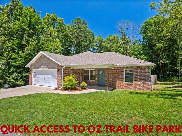 11 Orleton Ln, Bella Vista, AR 72715