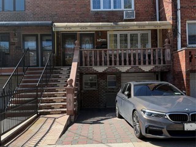 11 Paerdegat 2nd St, Brooklyn, NY 11236