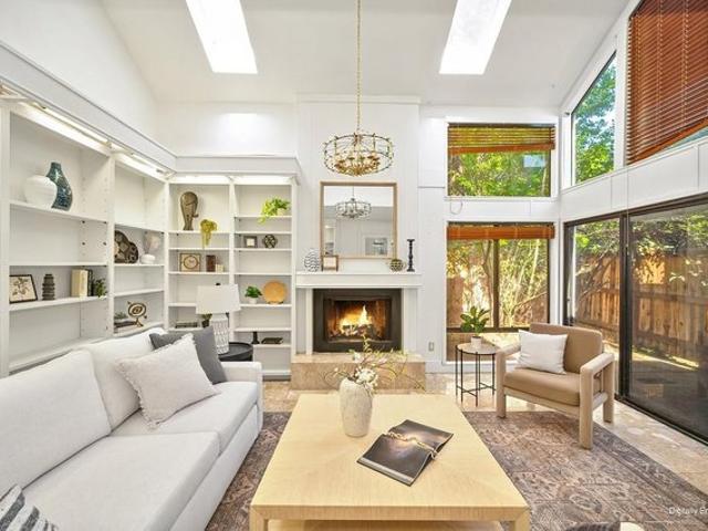 11 Park Sierra Ln, Sacramento, CA 95864