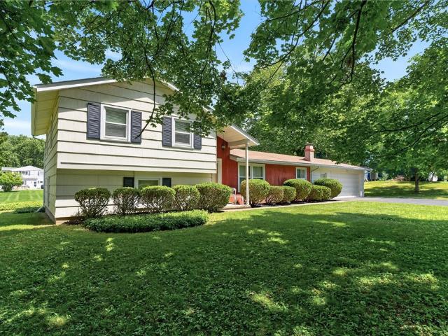 11 Parkwood Lane