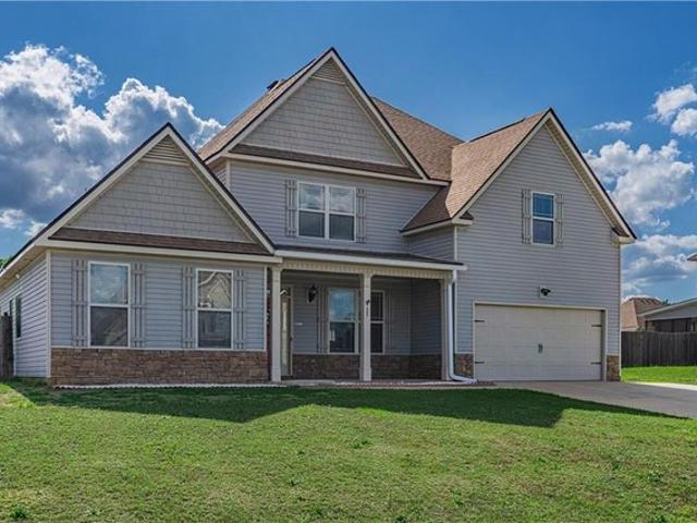 11 Pawnee Trl, Fort Mitchell, AL 36856