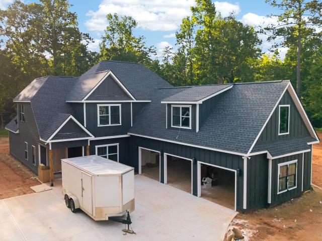 11 Peninsula Drive