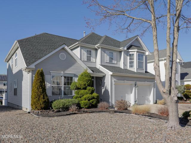 11 Peaksail Drive