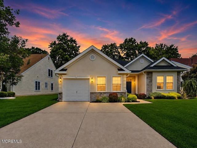 11 Pebble Beach Blvd, Jackson, NJ 08527