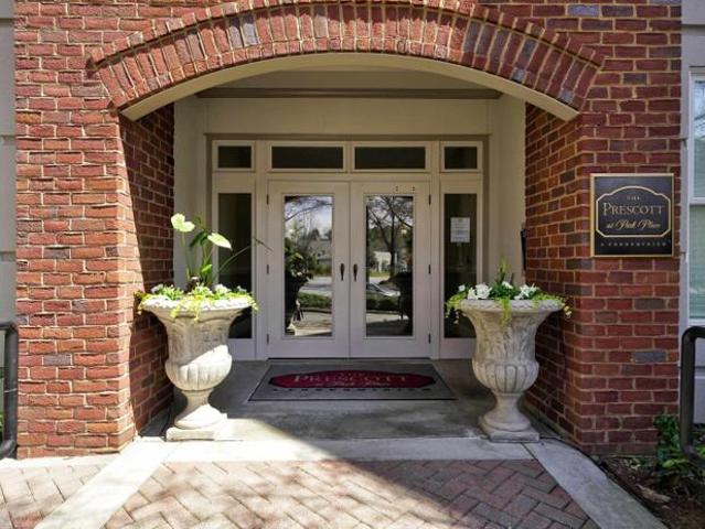 11 Perimeter Center E Atlanta, GA 30346