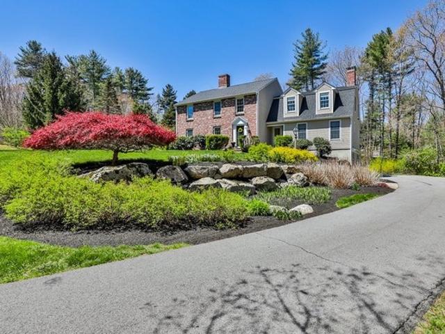 11 Perley Ln, Boxford, MA 01921