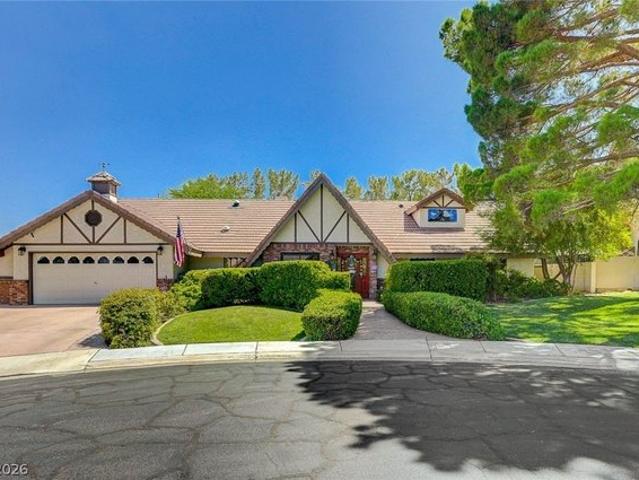 11 Pheasant Ridge Cir, Henderson, NV 89014