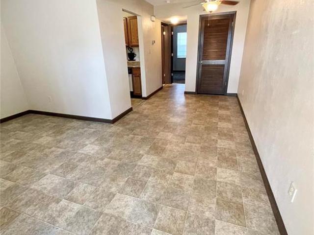 11 Pheasantwood Dr, Unit C, Belleville, IL 62226 | Compass