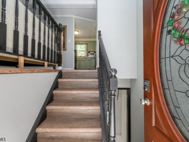 11 Pine Ridge Rd