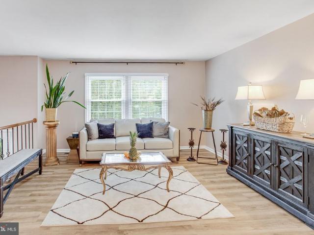 11 Pinecrest Court