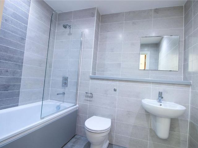 11 Plaza Boulevard, Liverpool L8, 1 bed flat to rent, £875 pcm | PrimeLocation