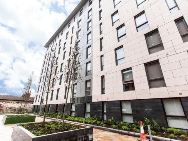 11 Plaza Boulevard, Liverpool L8, 2 bed flat to rent, £1,050 pcm | PrimeLocation