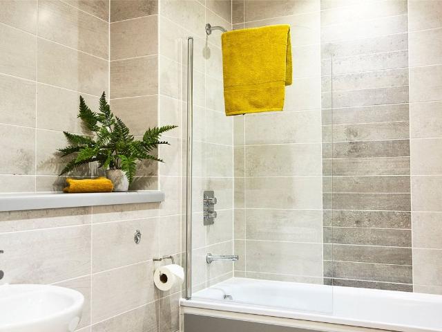 11 Plaza Boulevard, Liverpool L8, 2 bed flat to rent, £1,075 pcm | PrimeLocation