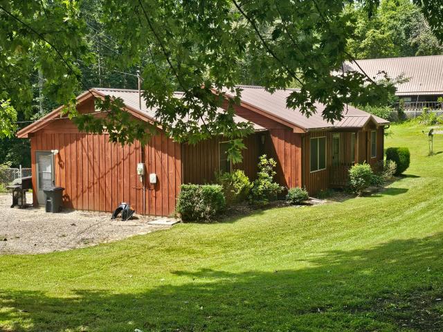 11 Pretty Ridge Road