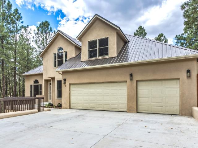 11 Primrose Lane