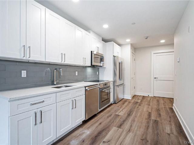 11 Purdy Street 401