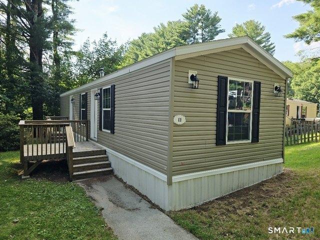 11 R and R Park, Killingly, CT 06241
