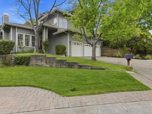 11 Red Oak Ct, Novato, CA 94949 | Compass