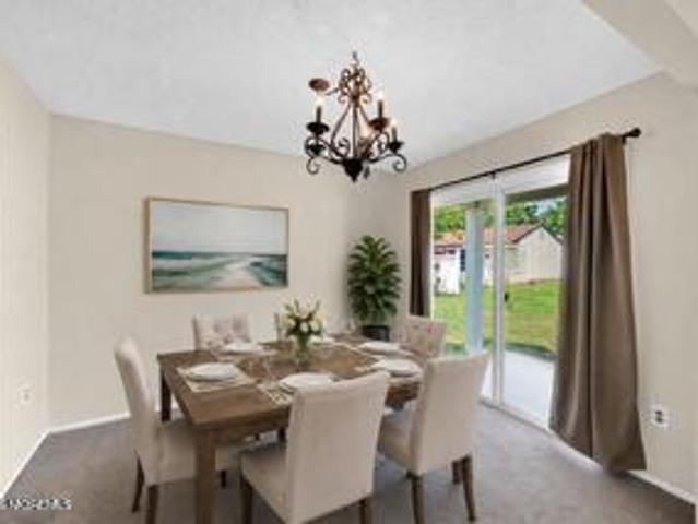 11 Reef Place