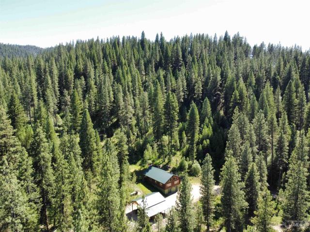 11 Riverstone Bend