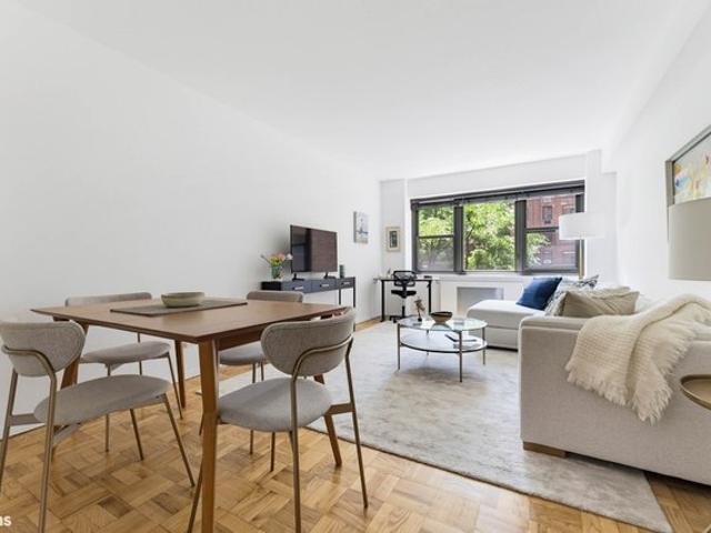 11 Riverside Dr Apt 6PW, Manhattan, NY 10023