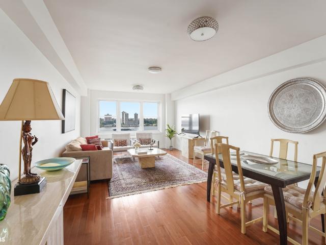11 Riverside Drive, New York, NY
