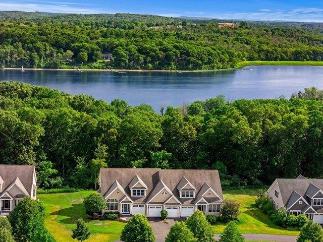 11 Riverview Hts Unit 11, Amesbury, MA 01913