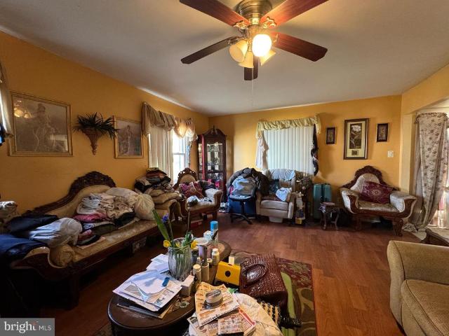 11 Riverview Place