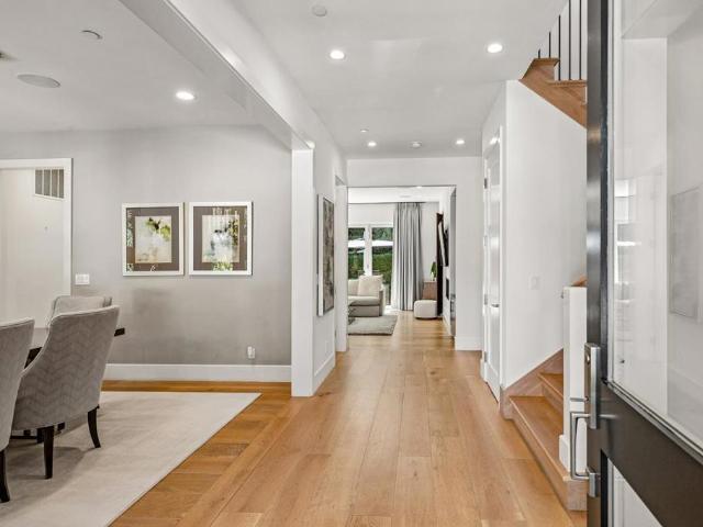 11 Rossi Lane