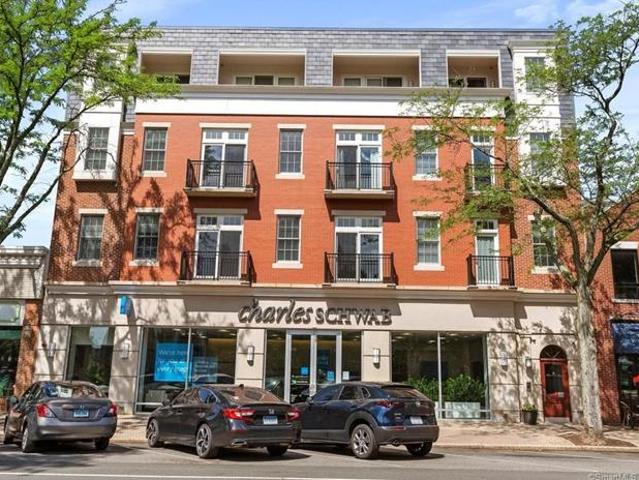 11 S Main St #20, West Hartford, CT 06107