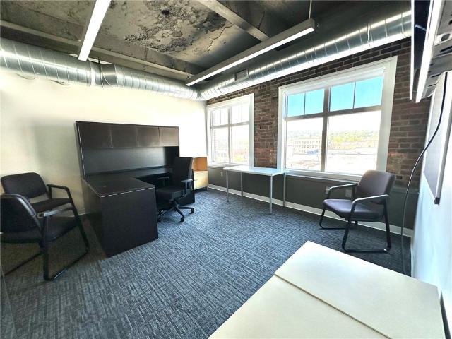 11 S Mill Street, Suite 402