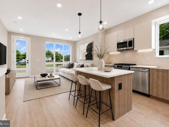 11 S Academy St Unit C, Glassboro, NJ 08028